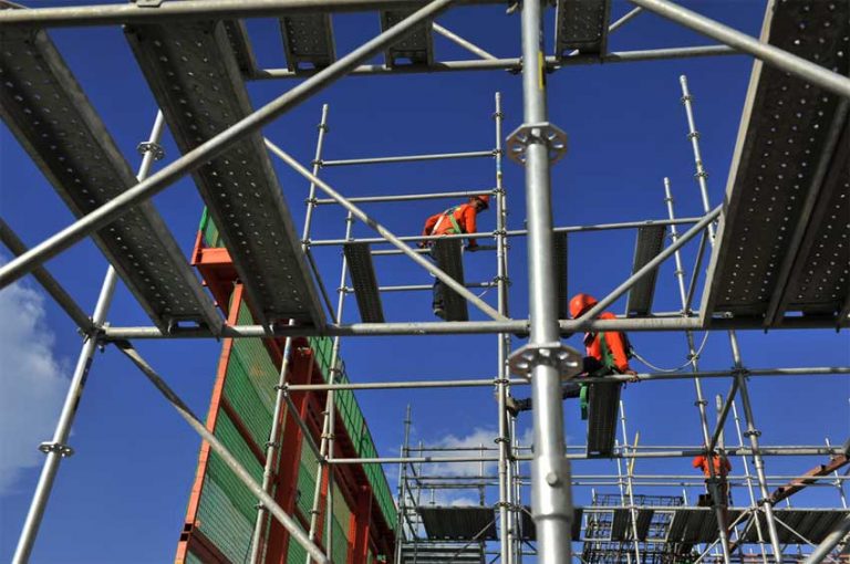 Essential Safety - What is a scaffold, scaffolding and scaffolding work ...